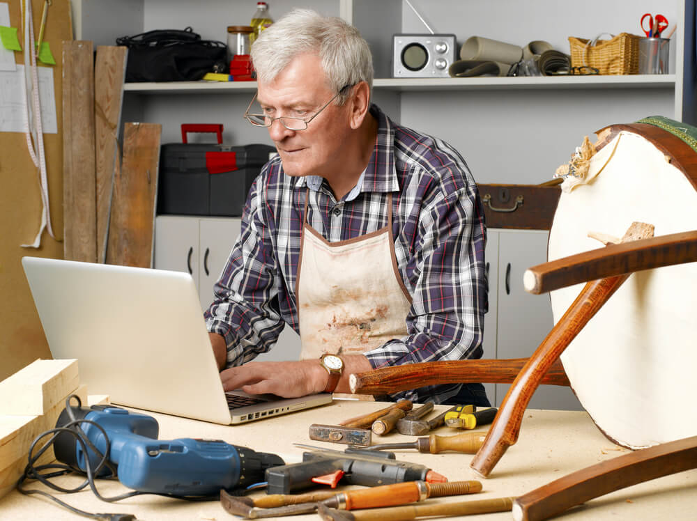 19 Retirement Hobbies That Make Money: A Guide